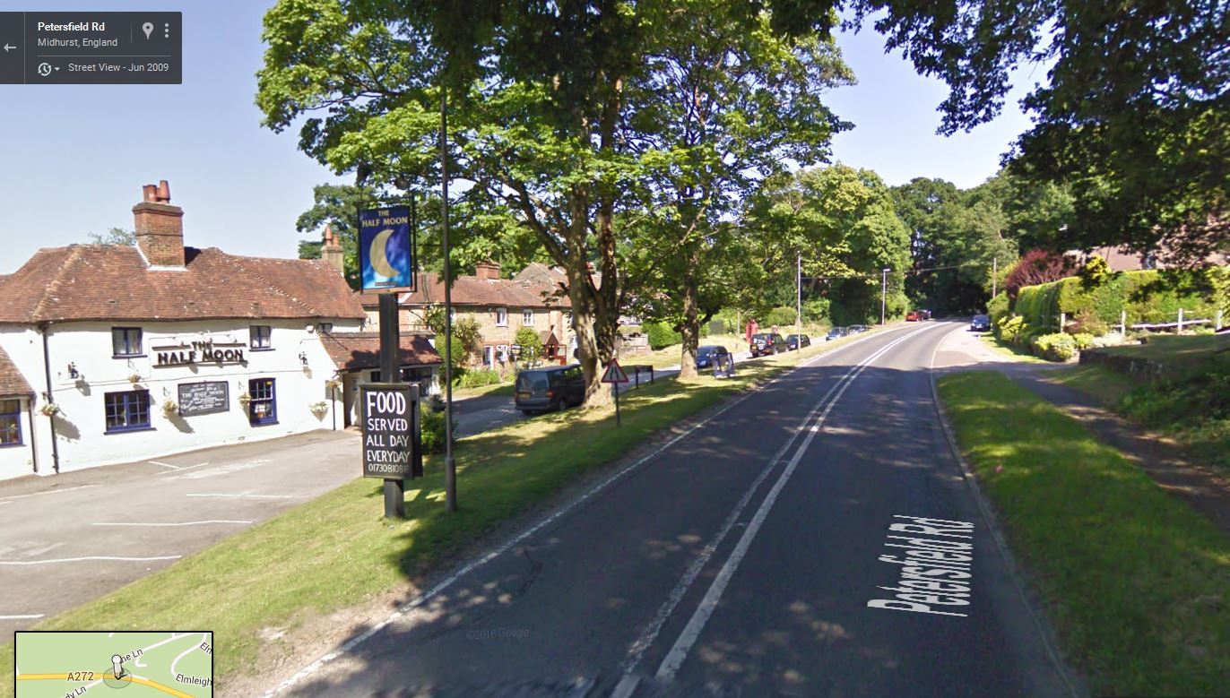 m541 old photos of Half Moon Pub, Petersfield Road, Midhurst, Midhurst ...