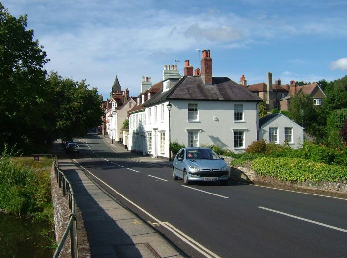 The Rother Valley Guide - Church Hill, Midhurst, Photos